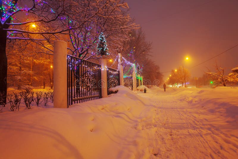 Night Winter City Scene stock image. Image of night, frost - 61439675
