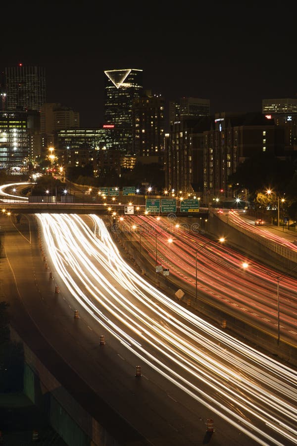 Nightscape Von Atlanta, Georgia Skyline. Stockfoto - Bild von gebäude ...