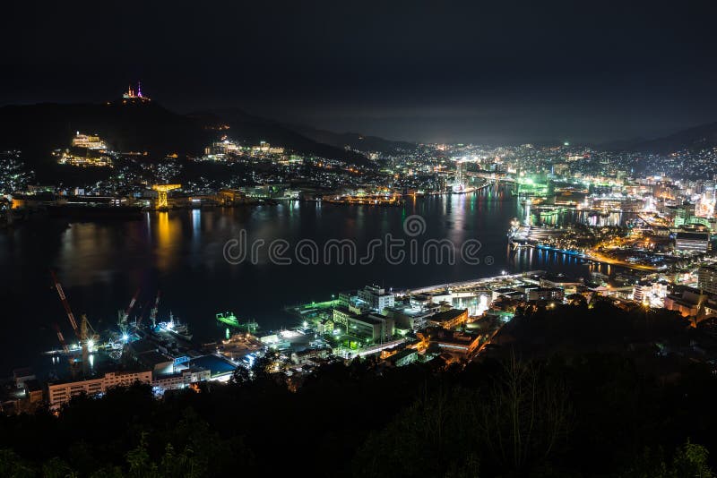 Nightview De Baie De Nagasaki Photo stock - Image of affaires, architecture: 116192394