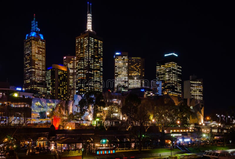 Nightview of Melbourne editorial photography. Image of victoria - 79764342