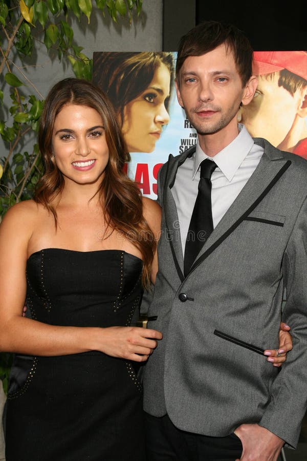 Nikki Reed, DJ Qualls imagen editorial. Imagen de verano - 36718015