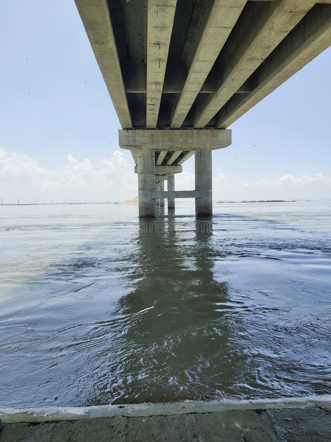 Nikli sea with bridge stock image. Image of nikli, horizon - 248606301
