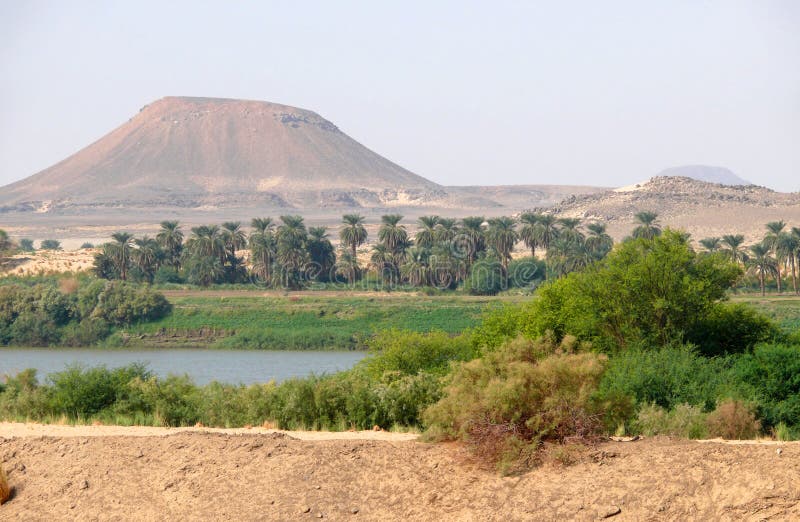 Nile Flowing through the Sahara Desert. Stock Image - Image of sudan ...