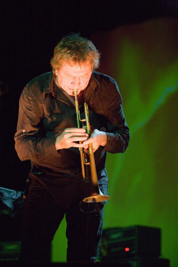 Nils Petter Molvaer Se Realiza En Budapest Imagen editorial - Imagen de ...