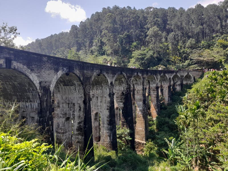 Nine Arch Bridge in Sri Lanka Stock Image - Image of nine, lanka: 263945847