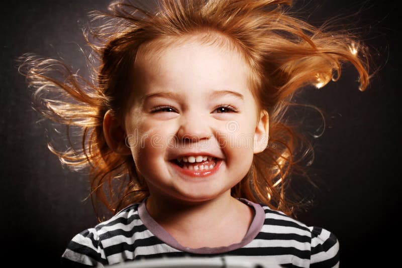 Niña Feliz Foto De Archivo Imagen De Rubio Lindo Sublime 17743376