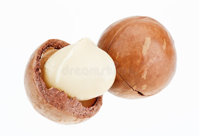 Noci Di Noce Di Macadamia Sgranate E Sgusciate Fotografia Stock ...