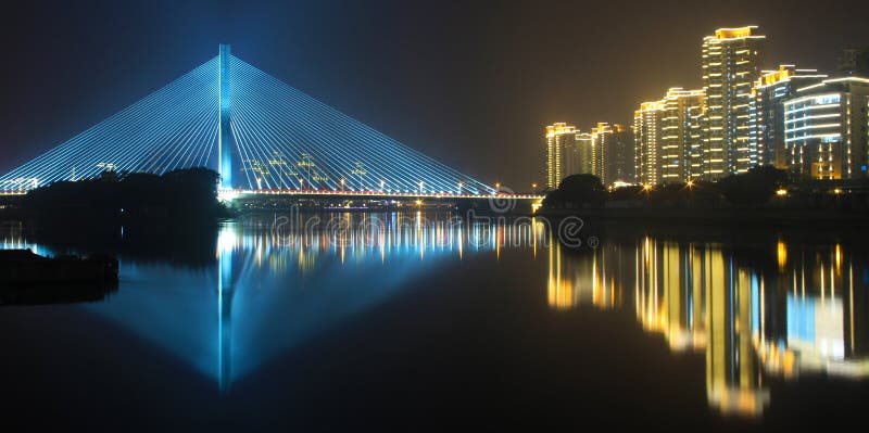 A noite do beira-rio imagem de stock. Imagem de vivo - 40762063