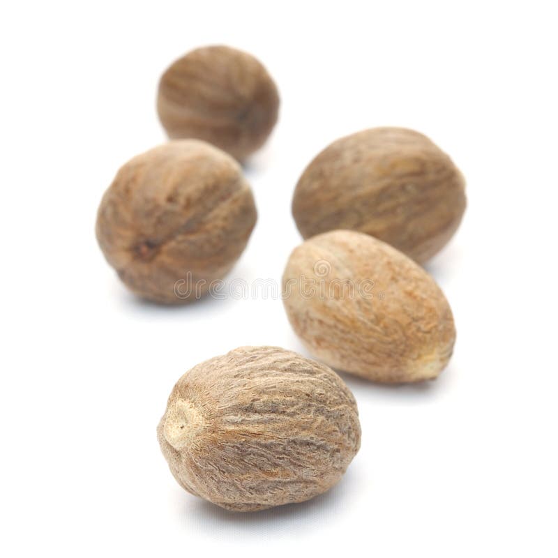 Noix de muscade photo stock. Image du blanc, assiette - 14545426