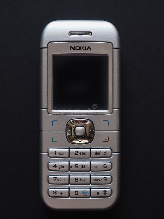 Nokia gamla mobiltelefoner redaktionell fotografering för bildbyråer ...