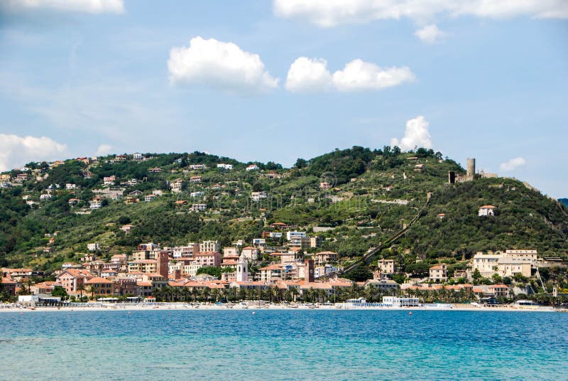Noli, Ligurien - Italien stockfoto. Bild von sommer, italienisch - 94081770