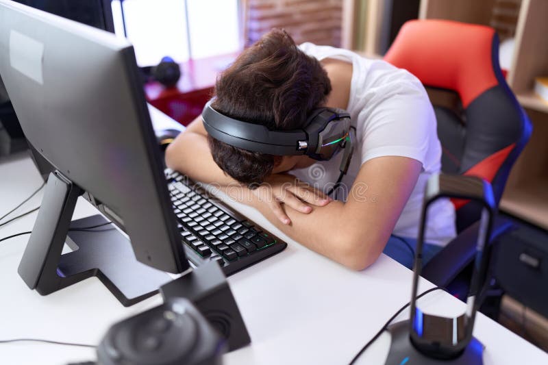 Non Binary Man Streamer Stressed Using Computer at Gaming Room Stock ... Non Binary Man Streamer Stressed Using Computer at Gaming Room Stock ...