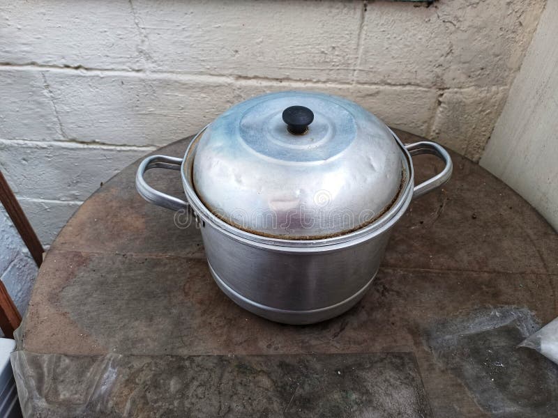 Non Electric Rice Cooker on the Table Stock Photo - Image of circle ...