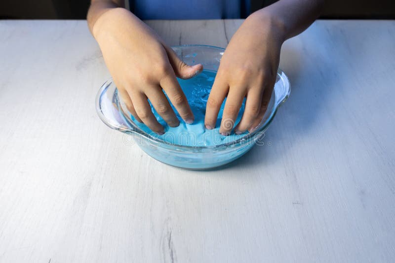 Non Newtonian Fluid, Kids Chemistry Experiment Stock Photo - Image of ... Non Newtonian Fluid, Kids Chemistry Experiment Stock Photo - Image of ...