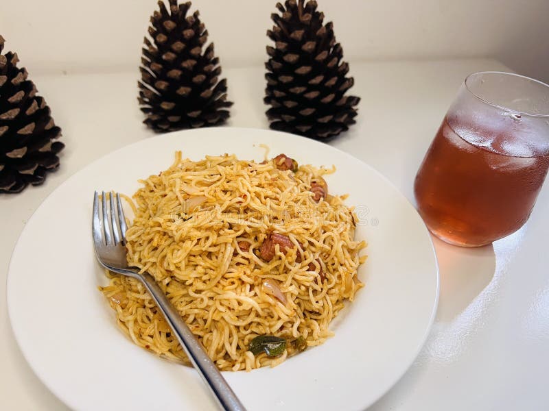 Noodles Recipe with Ice Tea Stock Illustration - Illustration of ...