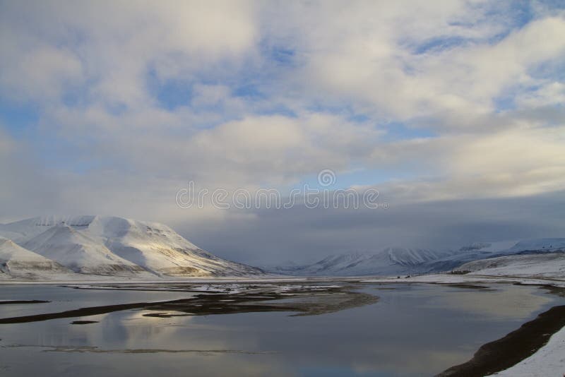 Noordpool landschap stock afbeelding. Image of mening - 27563227