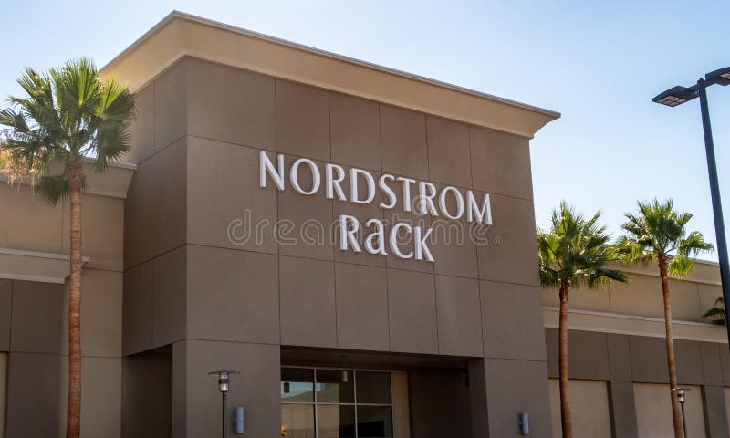 Nordstrom Rack Store Location Editorial Photography - Image of shop ...
