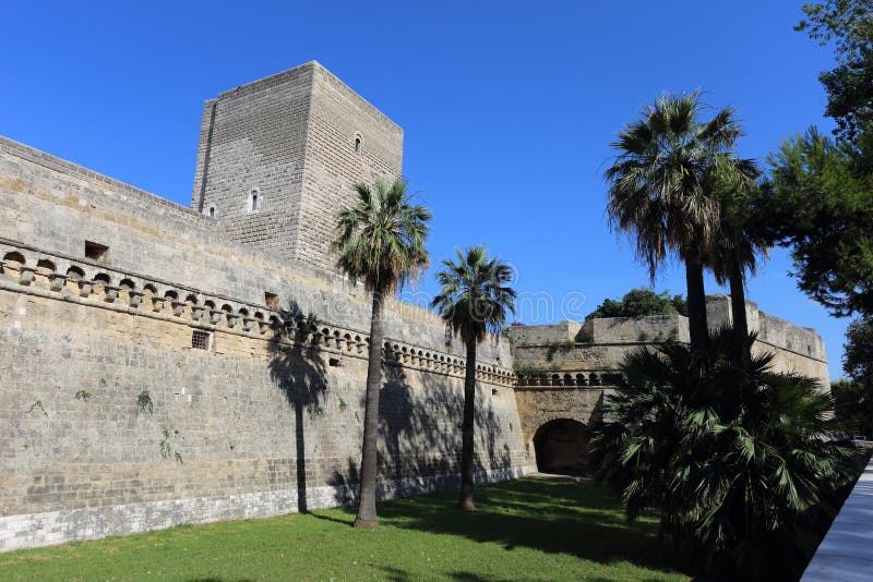 The Norman-Swabian Castle editorial photo. Image of blue - 156547231