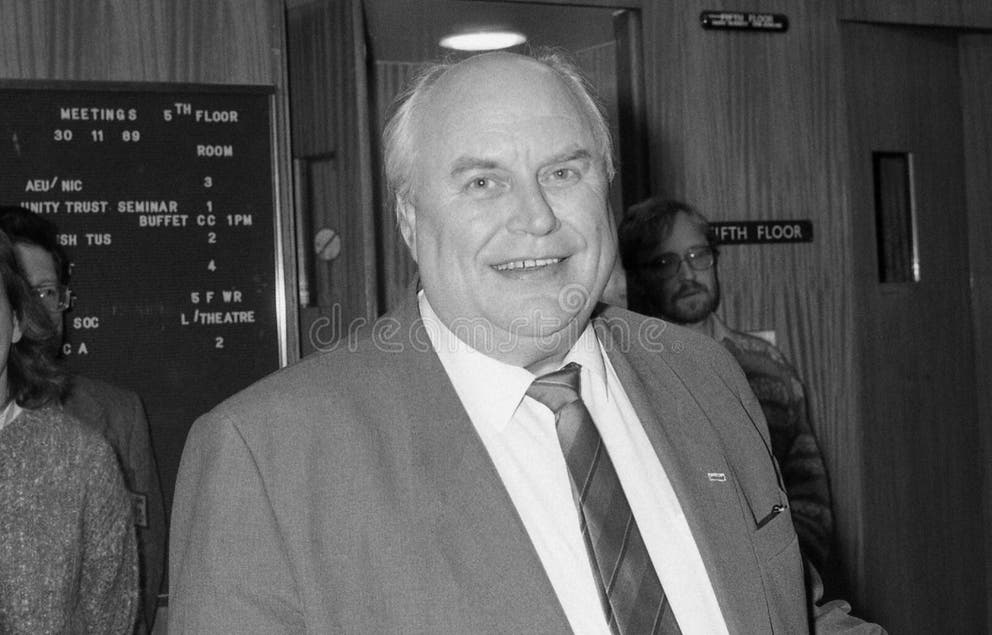 Norman Willis editorial photography. Image of secretary - 11205772