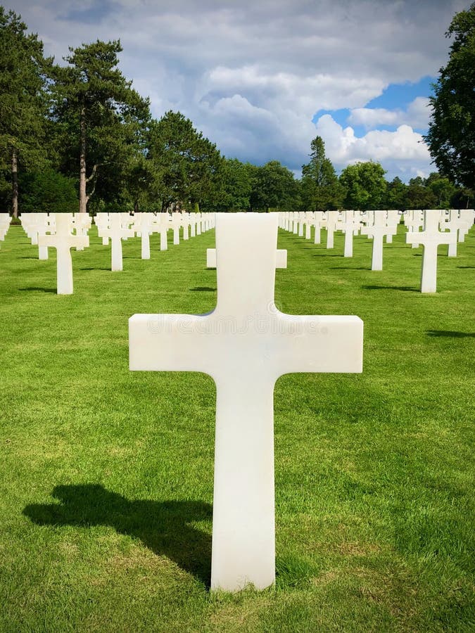 White Crosses in Normandy Military Cemetery Editorial Photo - Image of ...
