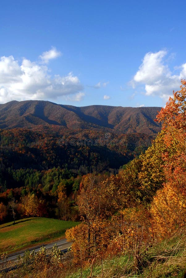 North Carolina in the Fall stock photo. Image of seasons - 26578590