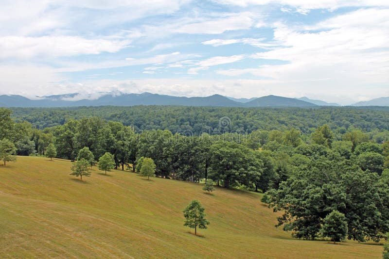 North Carolina Landscape View Stock Image - Image of woods, blue: 80452999