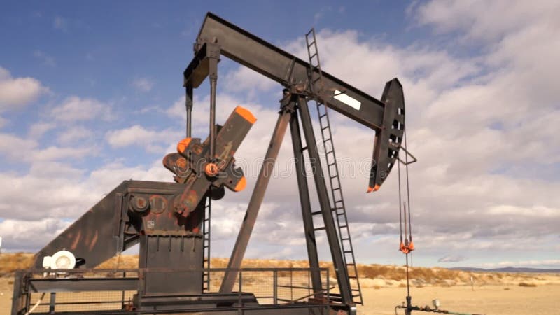 North Dakota Oil Pump Jack Fracking Crude Extraction Machine Stock ...