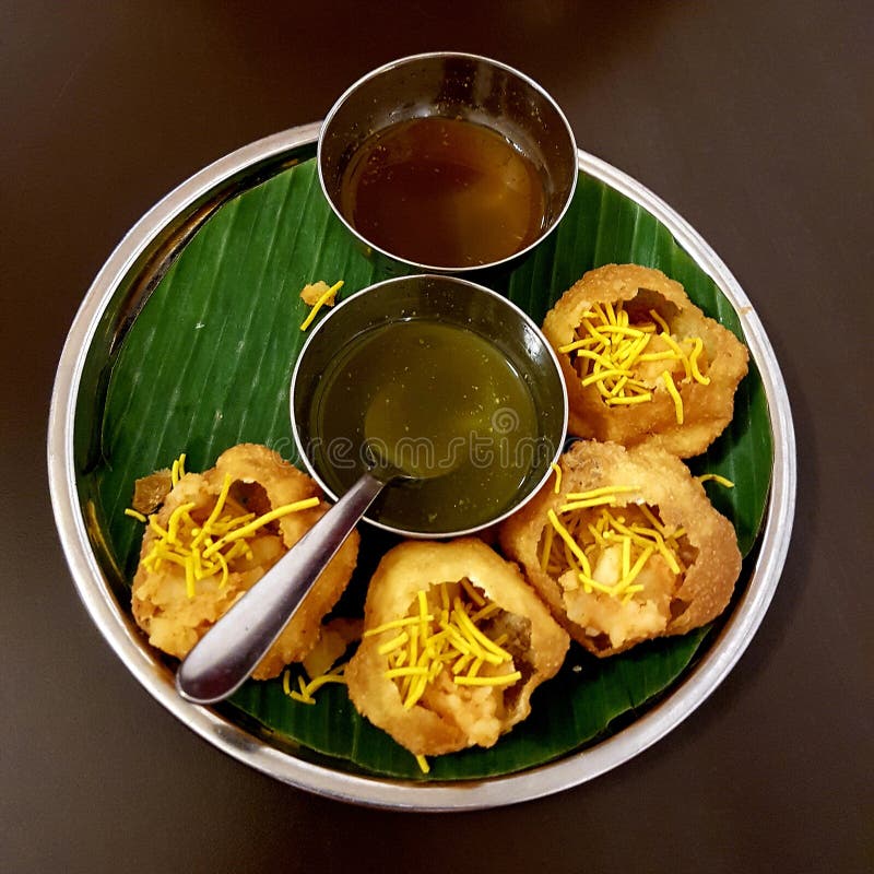 Panipuri or Phuchka or Gupchup or Golgappa or Pani Ke Patashe North ...