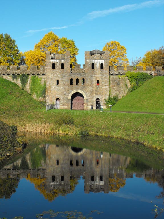 North Keep of Cardiff Castle Editorial Photography - Image of north ...