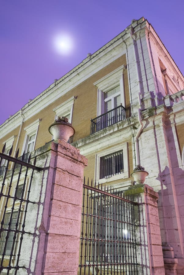 North Wing of the Royal Palace of Aranjuez, Madrid at Dusk Stock Image ...