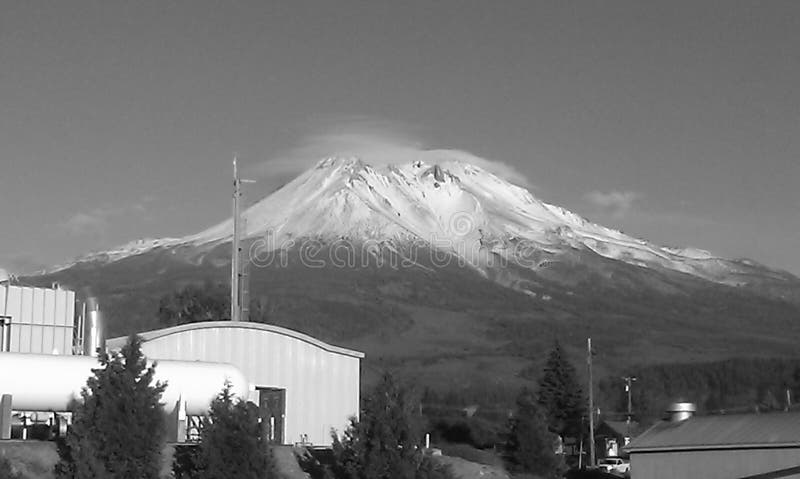 Northern California Mountain Stock Photo - Image of mountain, winter ...