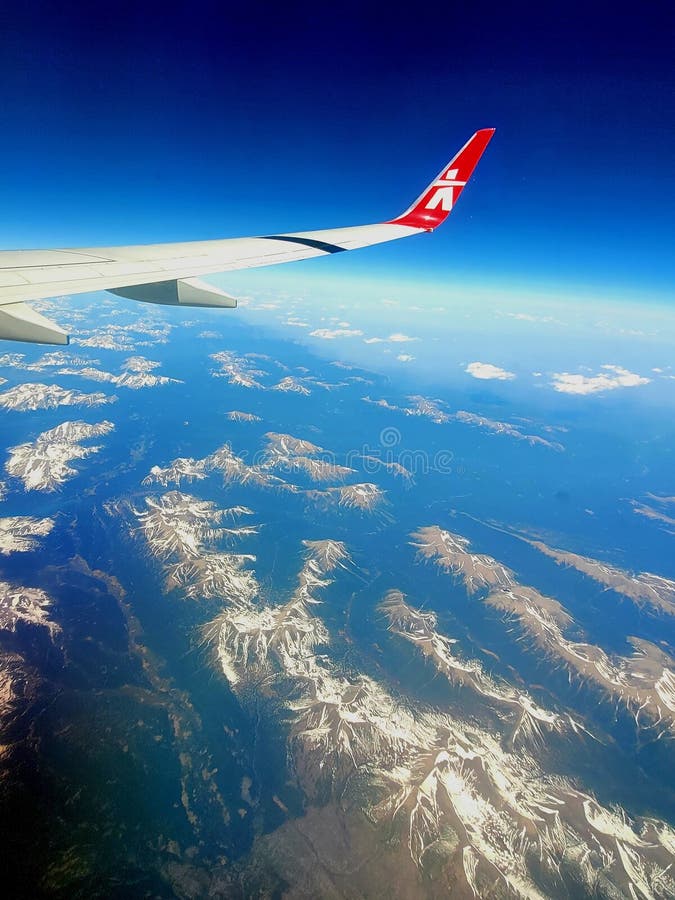 Canadian North Airlines 35000 Above the Canadian Rockies Editorial ...