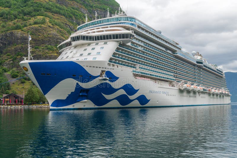 Enchanted Princess in Flåm Flaam Norway Editorial Photo - Image of flåm ...