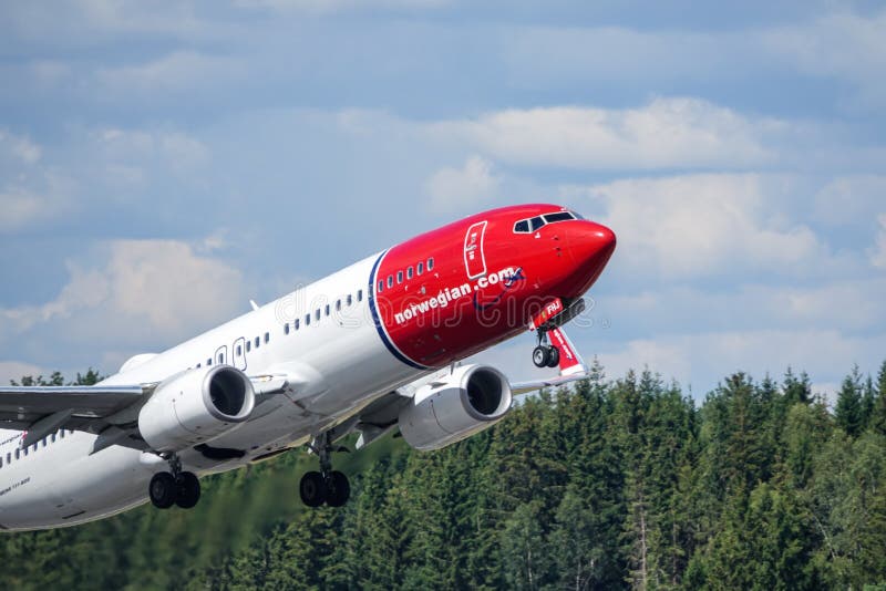 Norwegian Air Shuttle ASA, Boeing 737 - 800 Tar Av Redaktionell ... Norwegian Air Shuttle ASA, Boeing 737 - 800 Tar Av Redaktionell ...