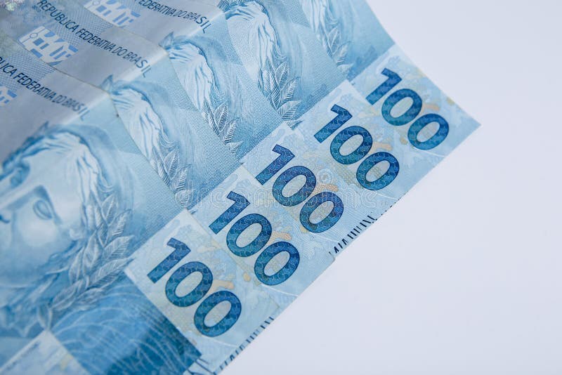 Notas brasileiras reais foto de stock. Imagem de nota - 63125246