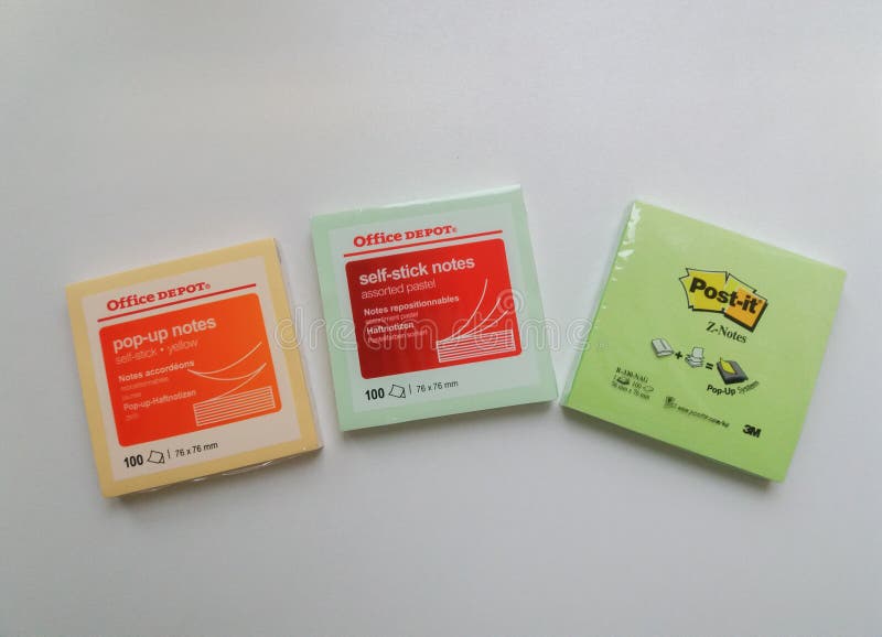 Notas De Post-it En Diversos Colores Foto de archivo editorial - Imagen ...