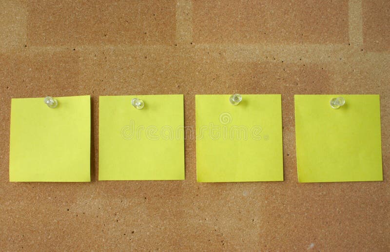 Notas De Post-it Fijadas En Línea Imagen de archivo - Imagen de mensaje ...