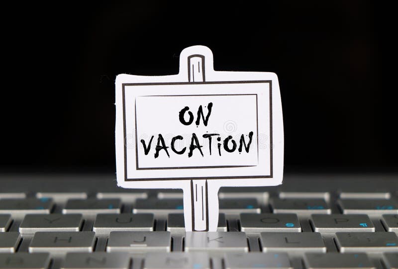 Note on Monitor with Text on Vacation! Stock Image - Image of concepts ...