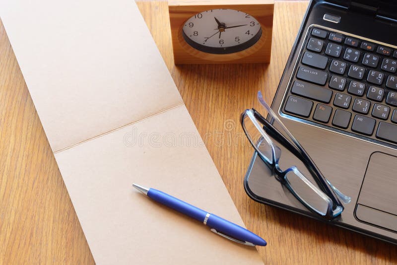 Note paper and laptop stock photo. Image of figure, finance - 97419670