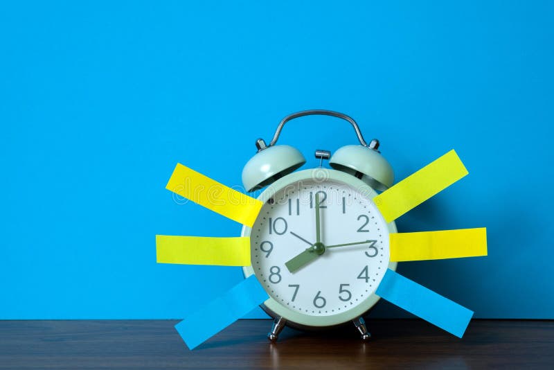 Note Paper Sticky and Vintage Alarm Clock on Table with Copy Spa Stock ... Note Paper Sticky and Vintage Alarm Clock on Table with Copy Spa Stock ...