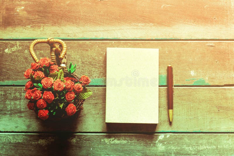 Note on the wooden stock image. Image of book, vintage - 72531875