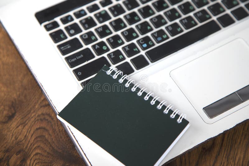 Notepad on the Computer Keyboard Stock Photo - Image of blank, keyboard ...