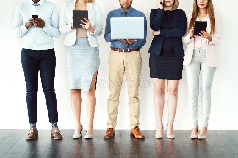 186 Friends Group Using Electronic Devices Stock Photos - Free ...