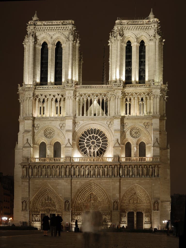 72,967 Notre Dame Colegio Stock Photos - Free & Royalty-Free Stock ...