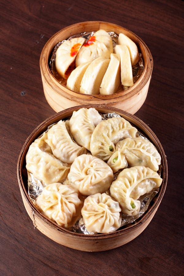 Apéritif chinois image stock. Image du assiette, restaurant - 31340913