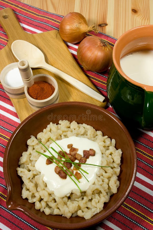 Cuisine Traditionnelle Slovaque Photo stock - Image du ferme, qualité ...