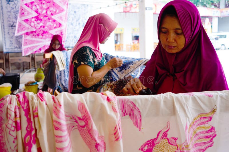 November 5, 2022 Batik Painting Process in Lasem, Central Java ...
