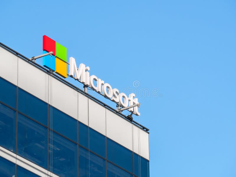 Novo Prédio Do Campus Da Microsoft Em Bucareste Imagem Editorial ...