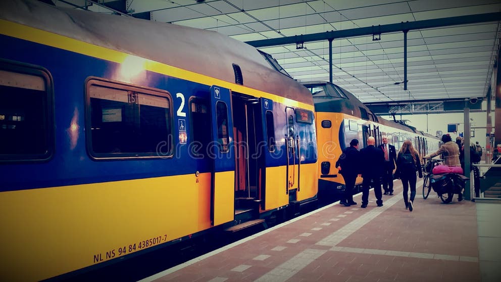 Ns train editorial image. Image of fast, check, station - 47041315