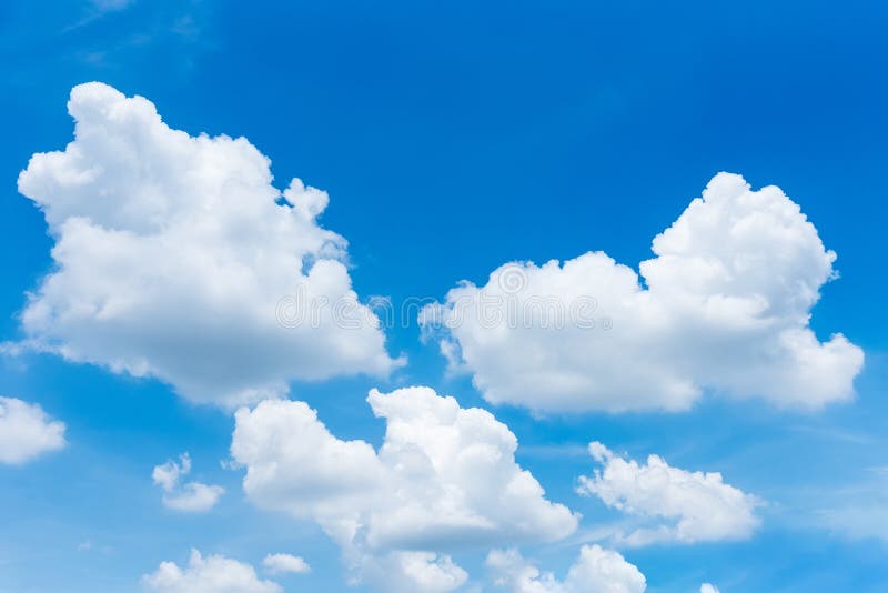 Nuage Avec Le Fond Naturel De Ciel Bleu Photo stock - Image du fond ...